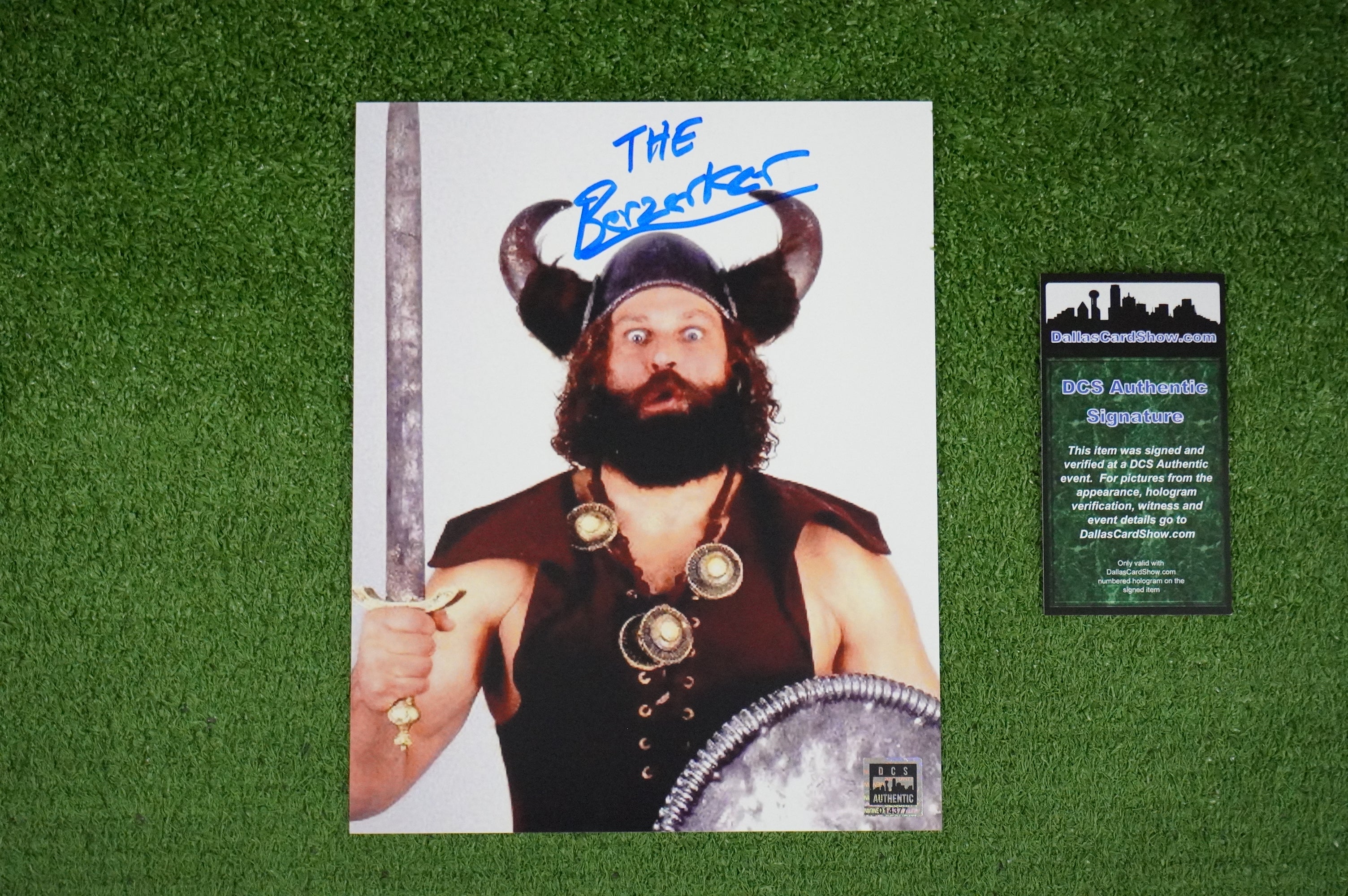 JOHN NORD THE BERZERKER SIGNED 8x10 Sword PHOTO Dallas Card Show DCS C