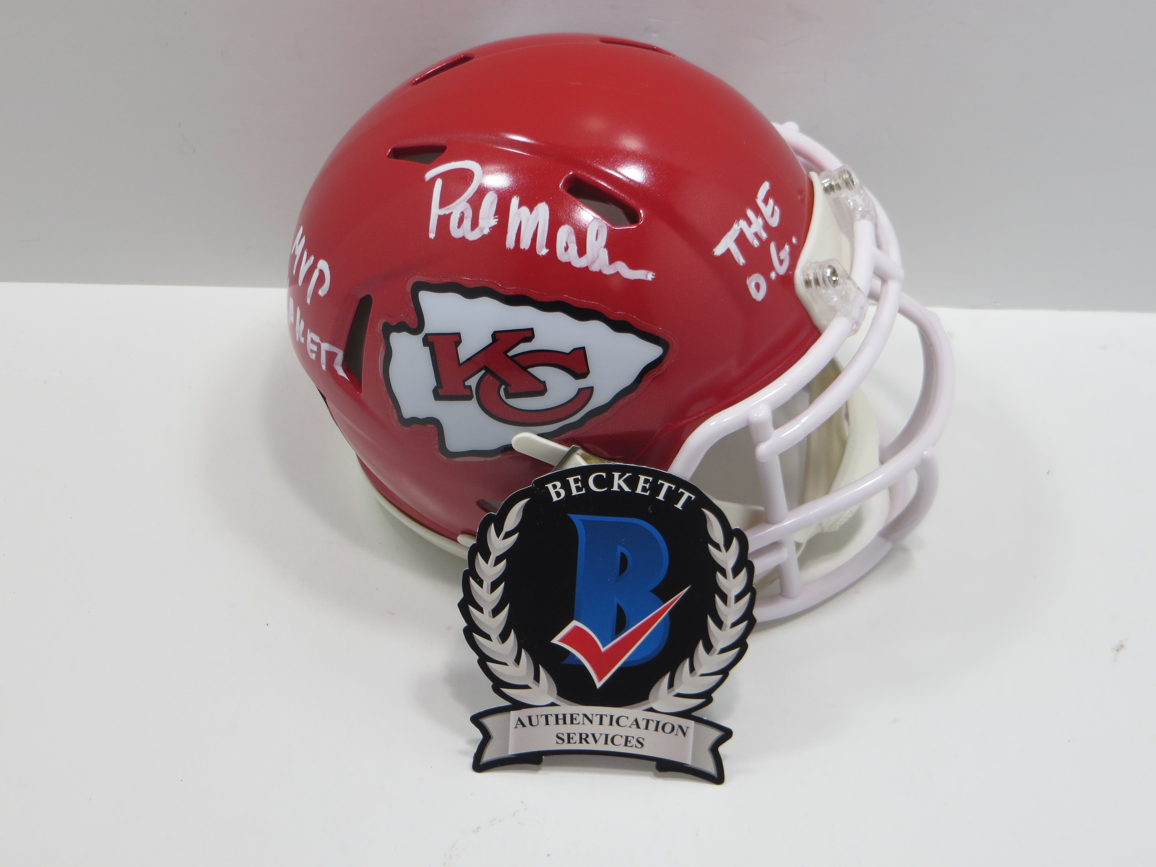 PAT PATRICK MAHOMES SR. KANSAS CITY CHIEFS SIGNED MINI HELMET w/THE OG ...