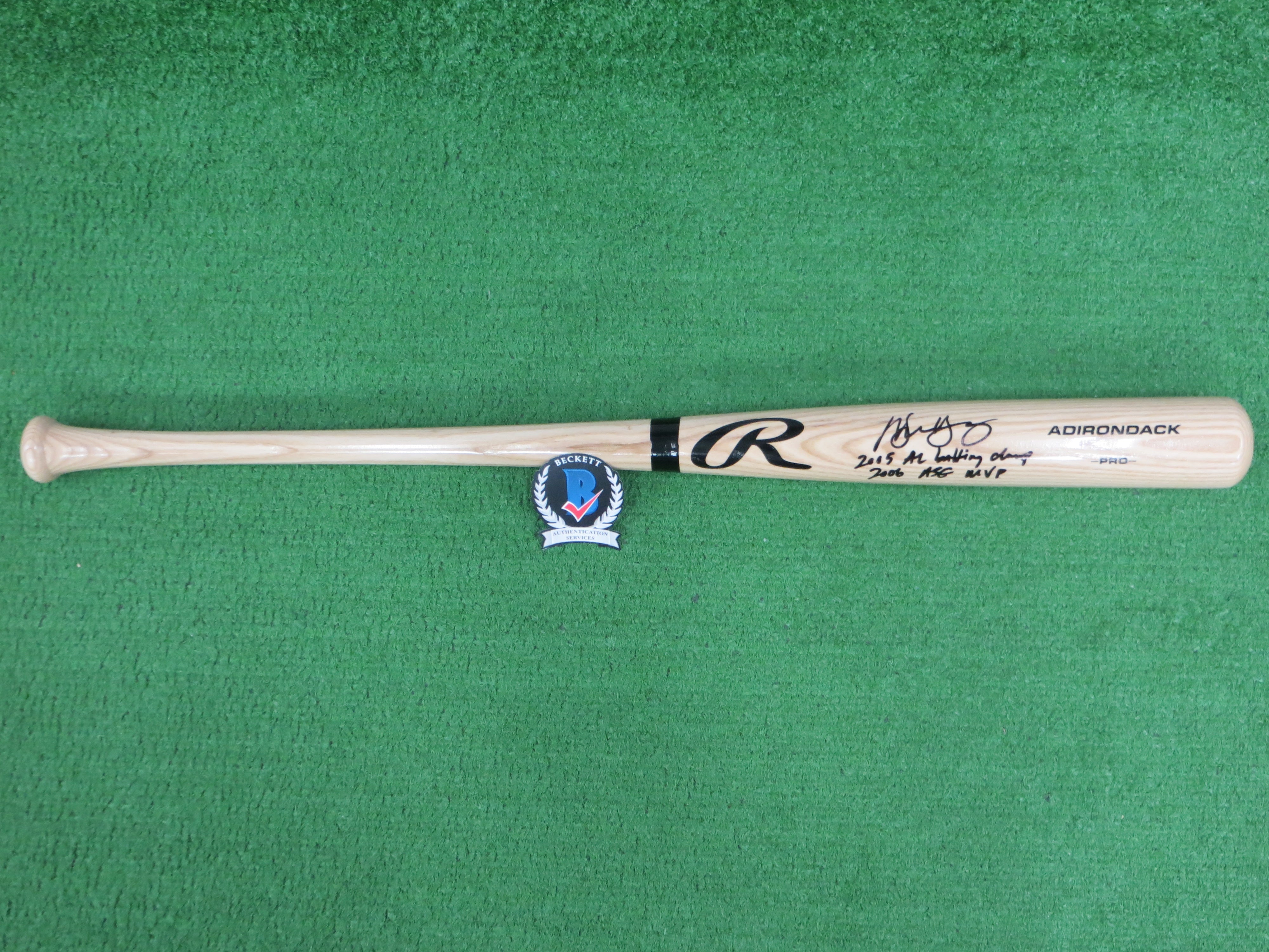 MICHAEL YOUNG TEXAS RANGERS SIGNED BLONDE RAWLINGS BASEBALL BAT w/INSC ...