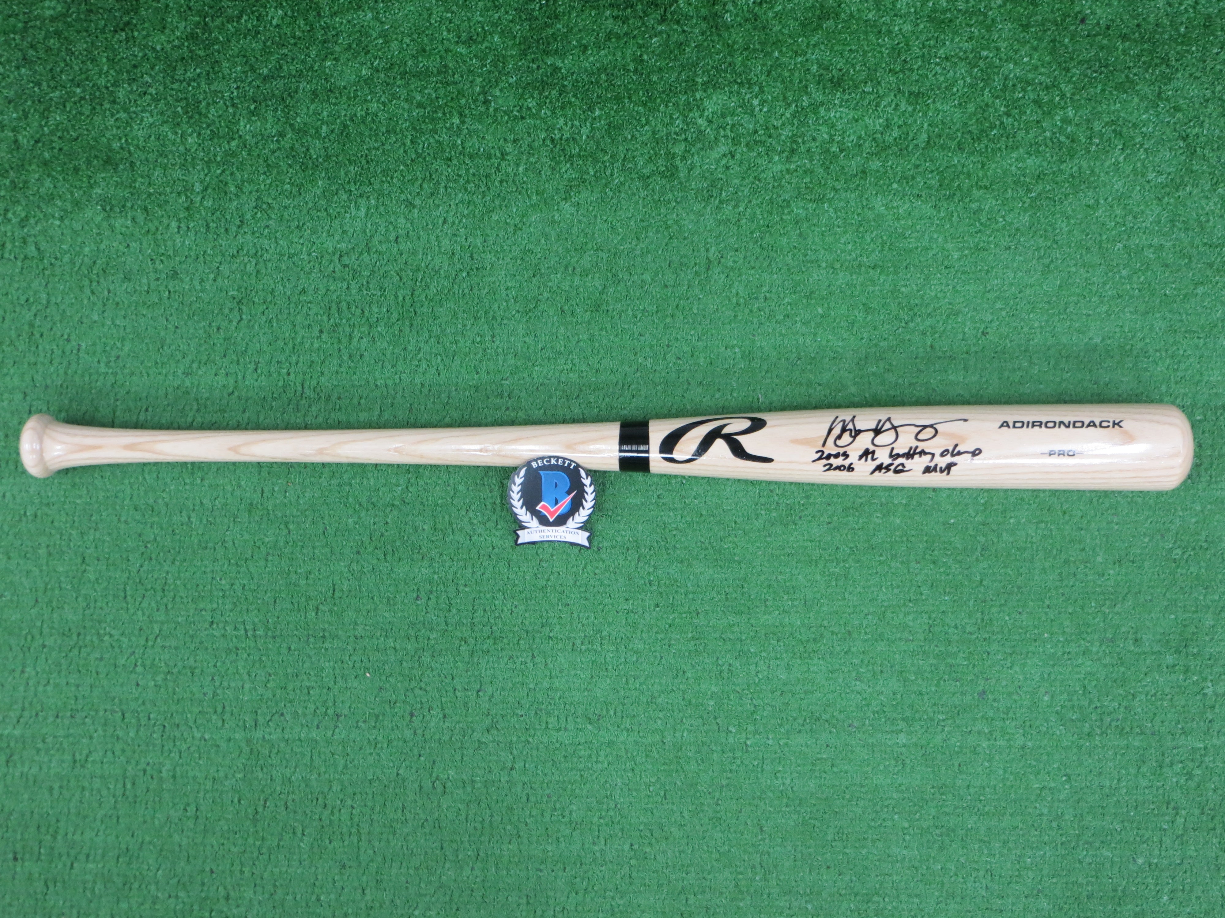 MICHAEL YOUNG TEXAS RANGERS SIGNED BLONDE RAWLINGS BASEBALL BAT w/INSC ...